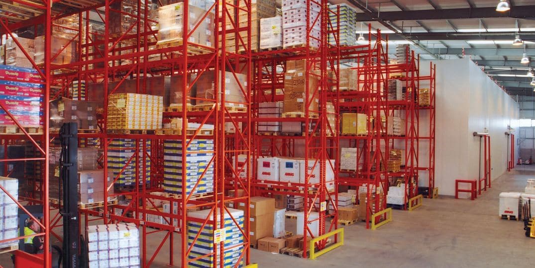 Wide Aisle Pallet Racking | Industrial Racking | Redirack