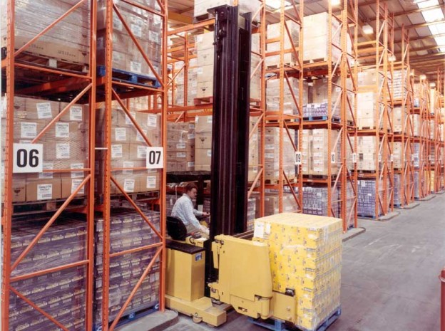 Food Industry Racking | Food Storage Pallet Racking | RediRack