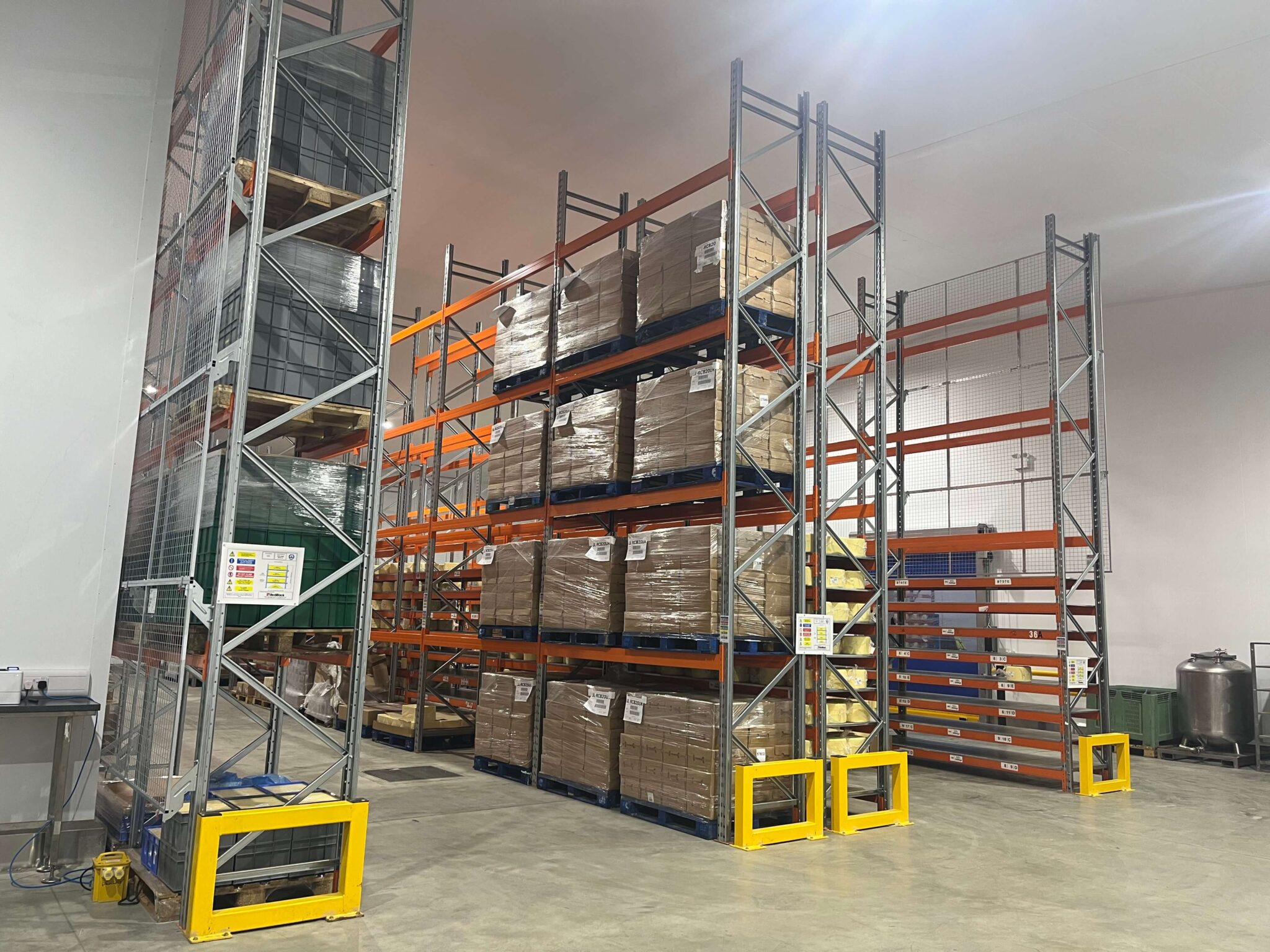 Pallet Racking Dewlay Cheesemakers - RediRack